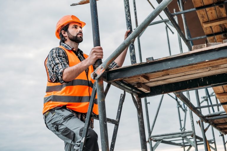 Everything You Need to Know About OSHA Scaffold Regulations - Insure ...