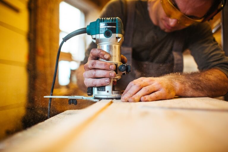 The Ultimate Guide on OSHA Hand and Power Tool Safety - Insure Compliance